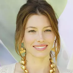 Ponytail ya Jessica Biel yotsika, wamba