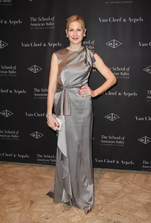 KellyRutherford graygown