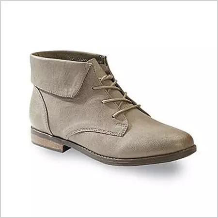 Santjin froulju Hayley Chukka Boot yn Taupe