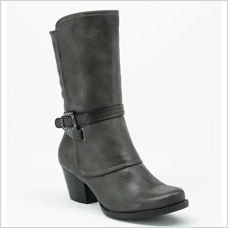 Кара төстәге BareTraps Roxie итек (footwearunlimited.com, $ 100)