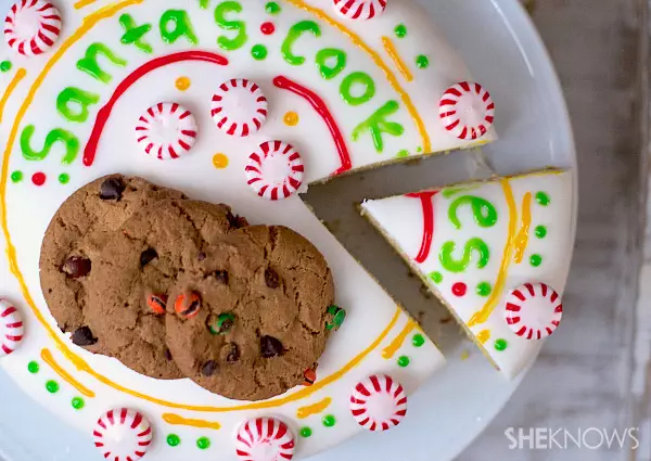 Santa's cookie plate cake