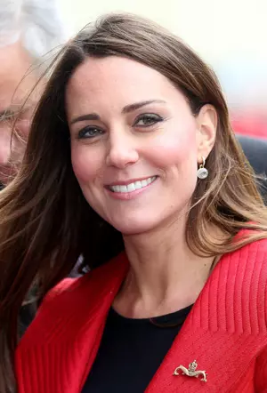 Kate Middleton Marenn nan yon bato kwazyè