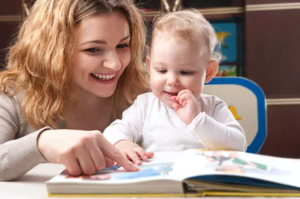 Enseigner le vocabulaire de bébé