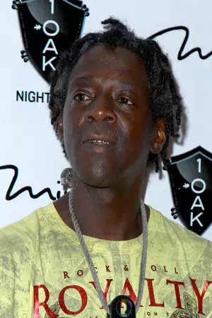 Gidakop si Flavor Flav sa Las Vegas