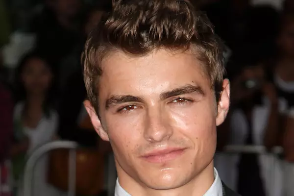 Dave Franco twardy facet