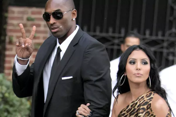 Apa Kobe Bryant lan Vanessa Bryant bali maneh?