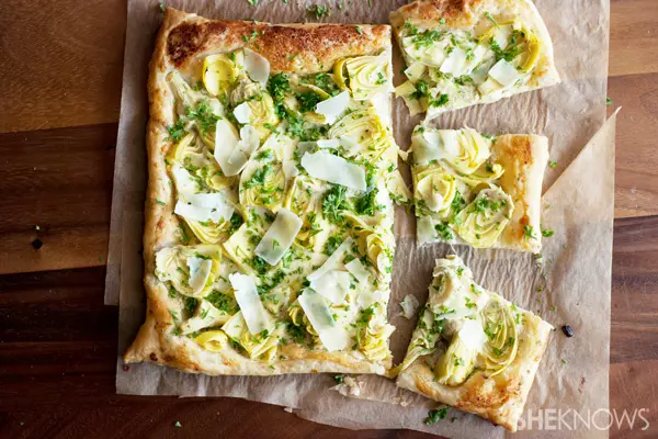 Artichoke iyo feta tart cuntada