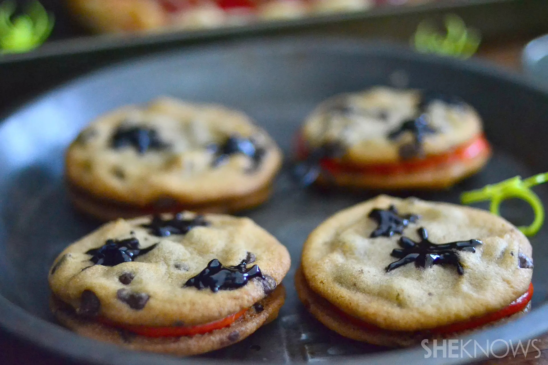 Recept na sendviče ze sušenek zamořených pavouky