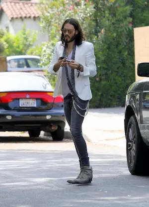 Russell Brand gbalejo 2012 MTV Movie Awards.