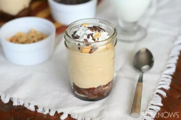 Peanut Butter Cheesecake mousse کپ