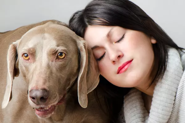 Vrouw met haar hond