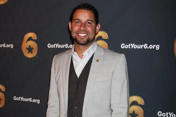 Jon Huertas