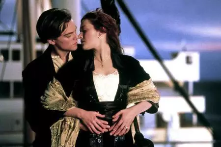 Leonardo DiCaprio na Kate Winslet muri Titanic, baza ubu muri 3D