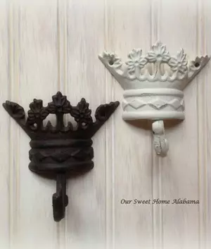 Crown hooks