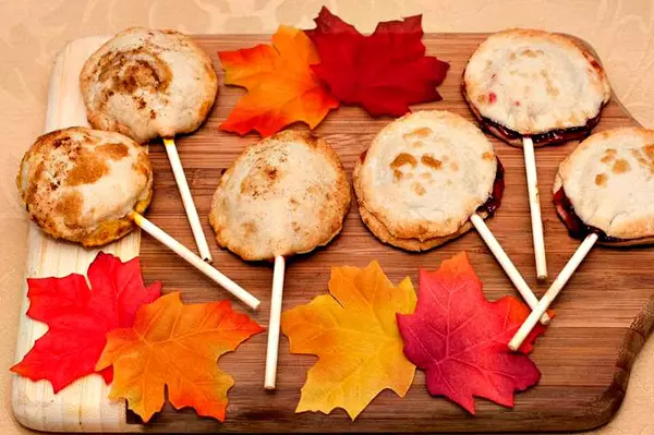 Thanksgiving cake pop