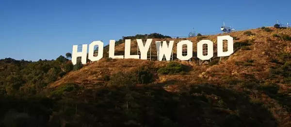 Hollywood Hauntings Hollywood-signo
