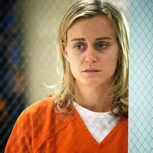 UTaylor Schilling kwiOrenji nguMnyama oMtsha