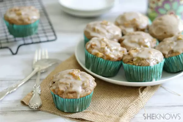 Apple fritter muffins | Sheknows.com