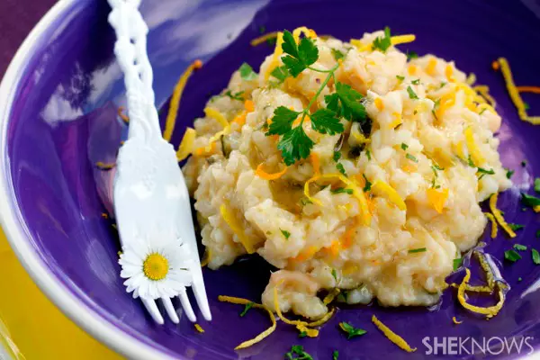 Risotto al limone e arancia con calamari e zucchine