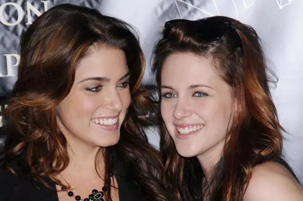 Nikki Reed eta Kristen Stewart jada ez dira BFFak