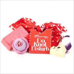 LUSH Do Knot Disturb Gift