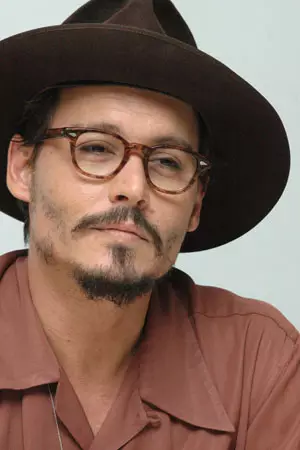 Johnny Depp fè 50 an