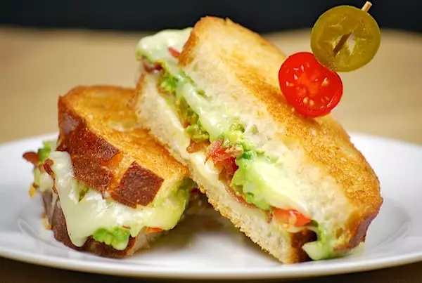 Spicy Southwestern bacon grilled cheese sandwich recipe