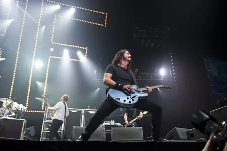 Foo Fighters na-eme ndụ na SXSW