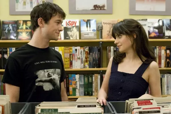 Josesph Gordon-Levitt နှင့် Zooey Deschanel