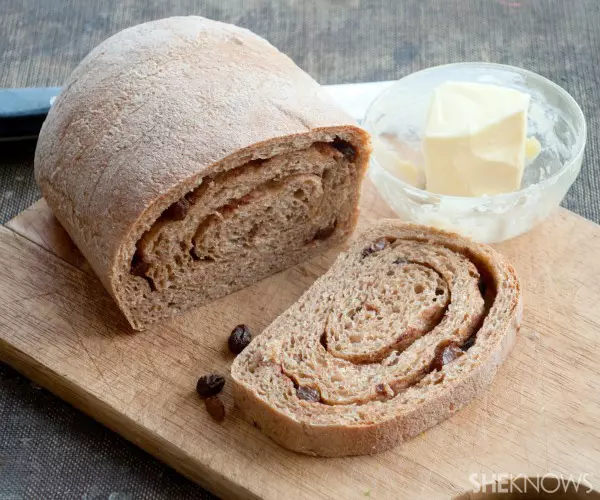 Roti putar kayu manis