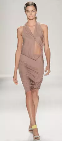 Whitney Eve e-NYFW