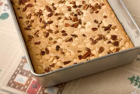 Pecan blondies