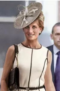 Sou entènèt jwèt Princess Diana