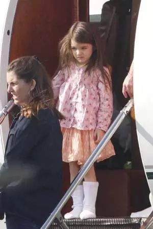 Suri Cruise magánrepülőgépén