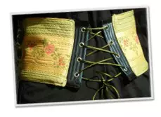 Curele stil corset