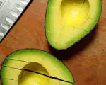 Idiphu ye-tuna ne-avocado