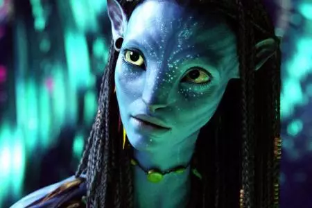 Zoe Saldana yn Avatar James Cameron, hefyd yn serennu Sigourney Weaver