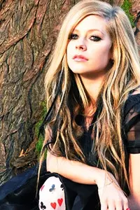 Avril tekee Alicea