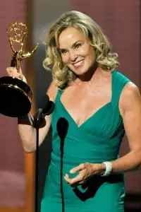 Jessica Lange wint foar Grey Gardens