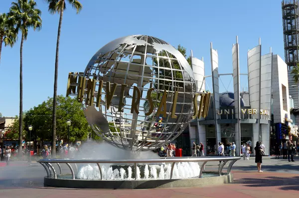 „Universal Studios“.