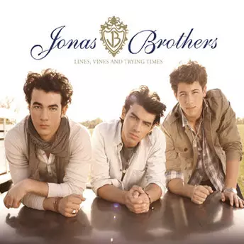 Jonas Brothers bali karo album kanggo kaping