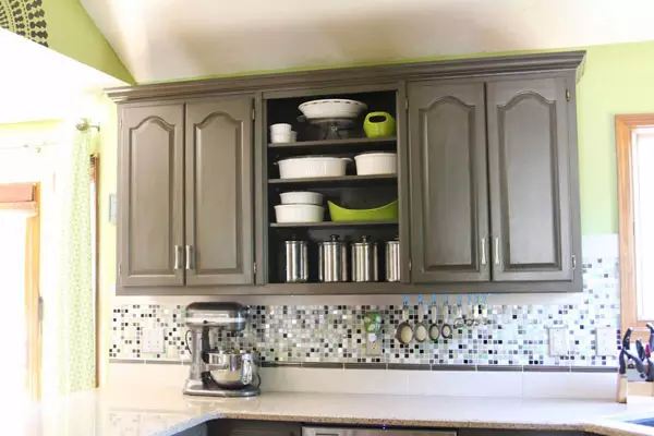 Mosaic Back Splash - Asa tanana tantely