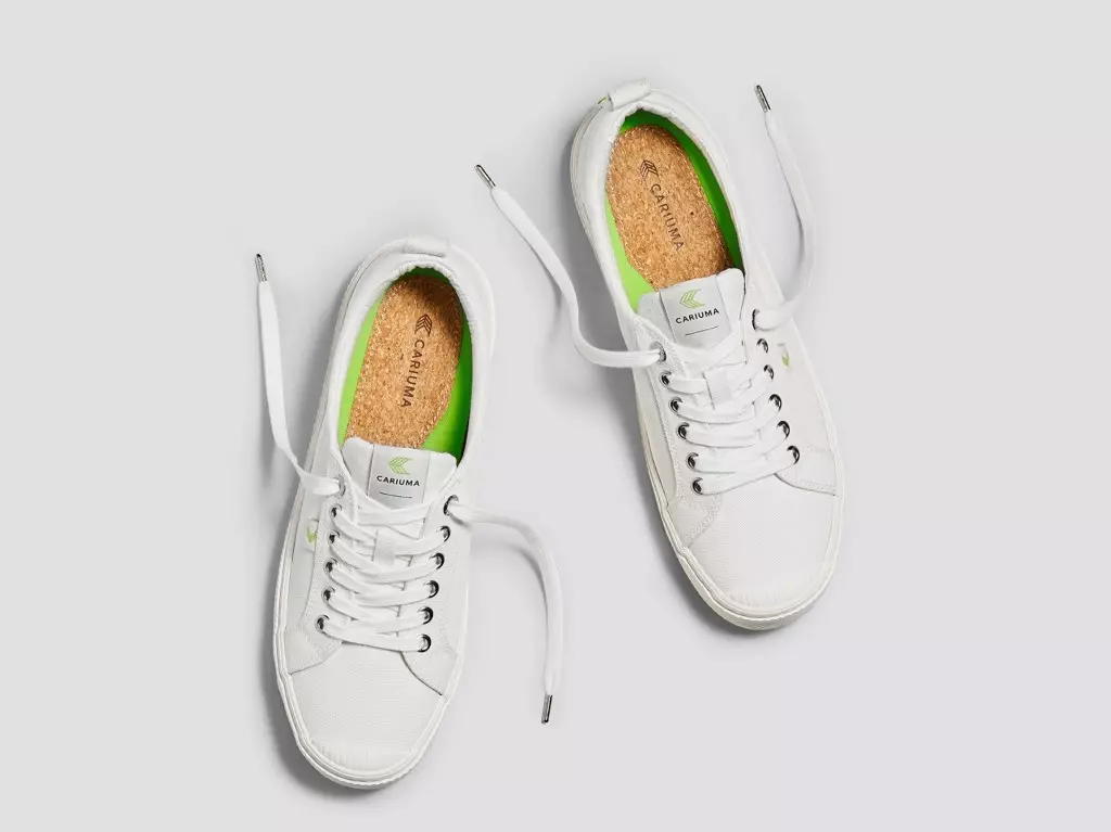 Questo marchio di sneaker vegane è approvato da Dame Helen Mirren e così elegante